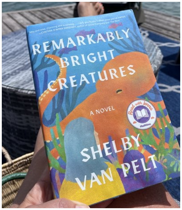 25 Best Beach Books for Summer 2024 Ranked - Comic Stadium